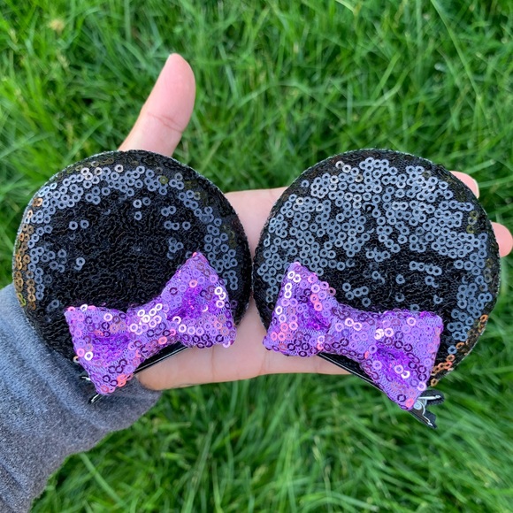 Little Sweet Pea Co | Accessories | Sequin Minnie Mouse Ear Clips ...